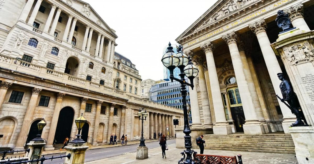 Why the City of London is the Biggest Hub for Currency Trading ...